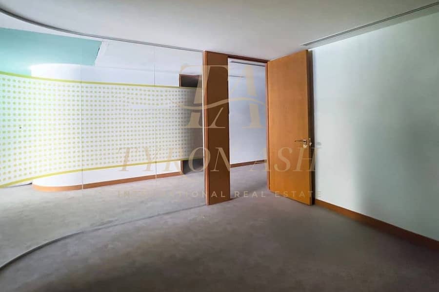 VACANT OFFICE | PRIME LOCATION | HIGH ROI | Bayut.com