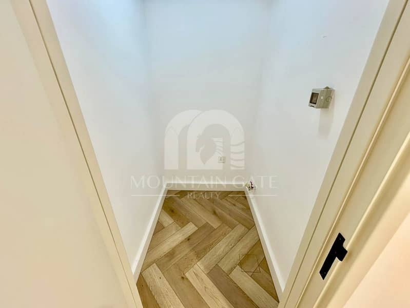 Exquisite Quality | Vacant | Serene Location | Bayut.com