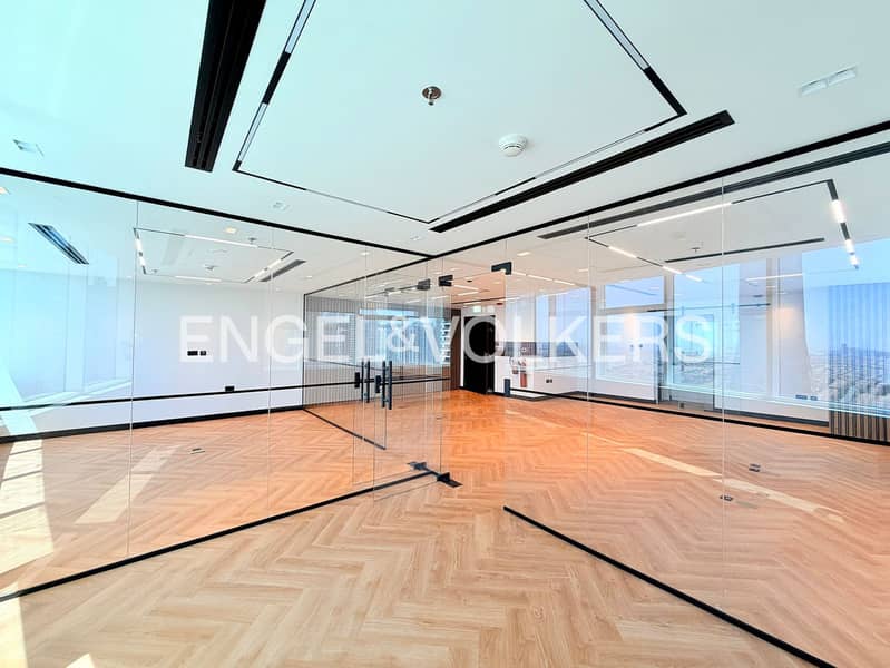 Grade A|Fully Renovated|Partitioned|PanoramicView | Bayut.com