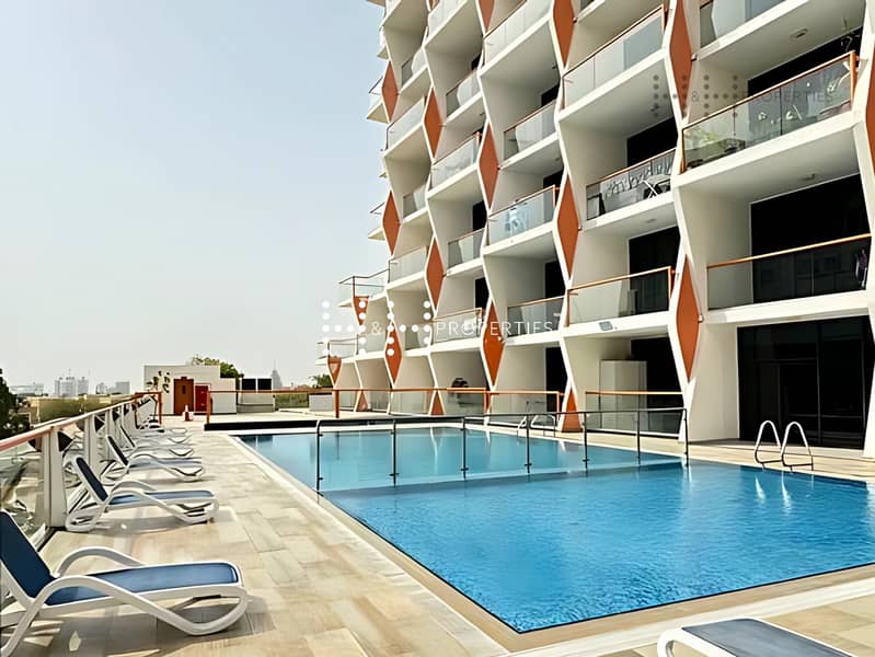 Unfurnished Studio in Binghatti Diamonds | Bayut.com