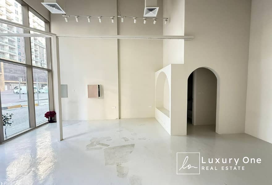 Prime Location | Main Road | Fitted | Bayut.com