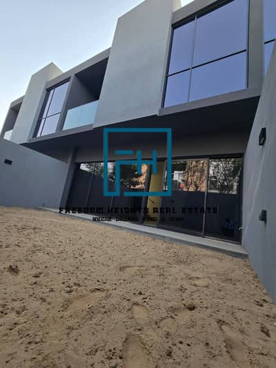 Hot Offer I 3Bed Middle I Freehold I Good Location | Bayut.com