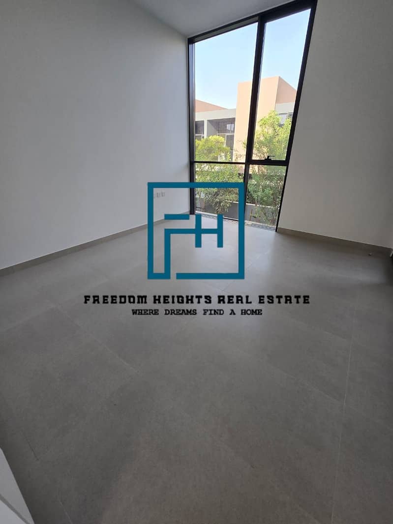 Hot Offer I 3Bed Middle I Freehold I Good Location | Bayut.com