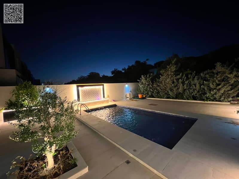 Swimming Pool / Luxury Villa / Master Bedroom / Gated Community | Bayut.com