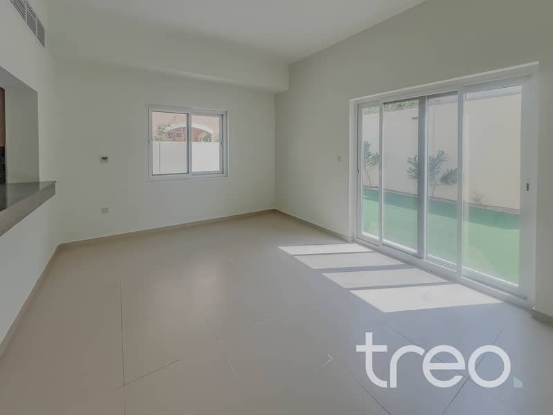 Large Plot | End Unit | Landscaped |Single Row | Bayut.com