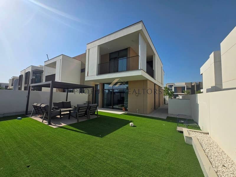 Elevated Plot | Wide Open Views | Perfect Vastu | Bayut.com